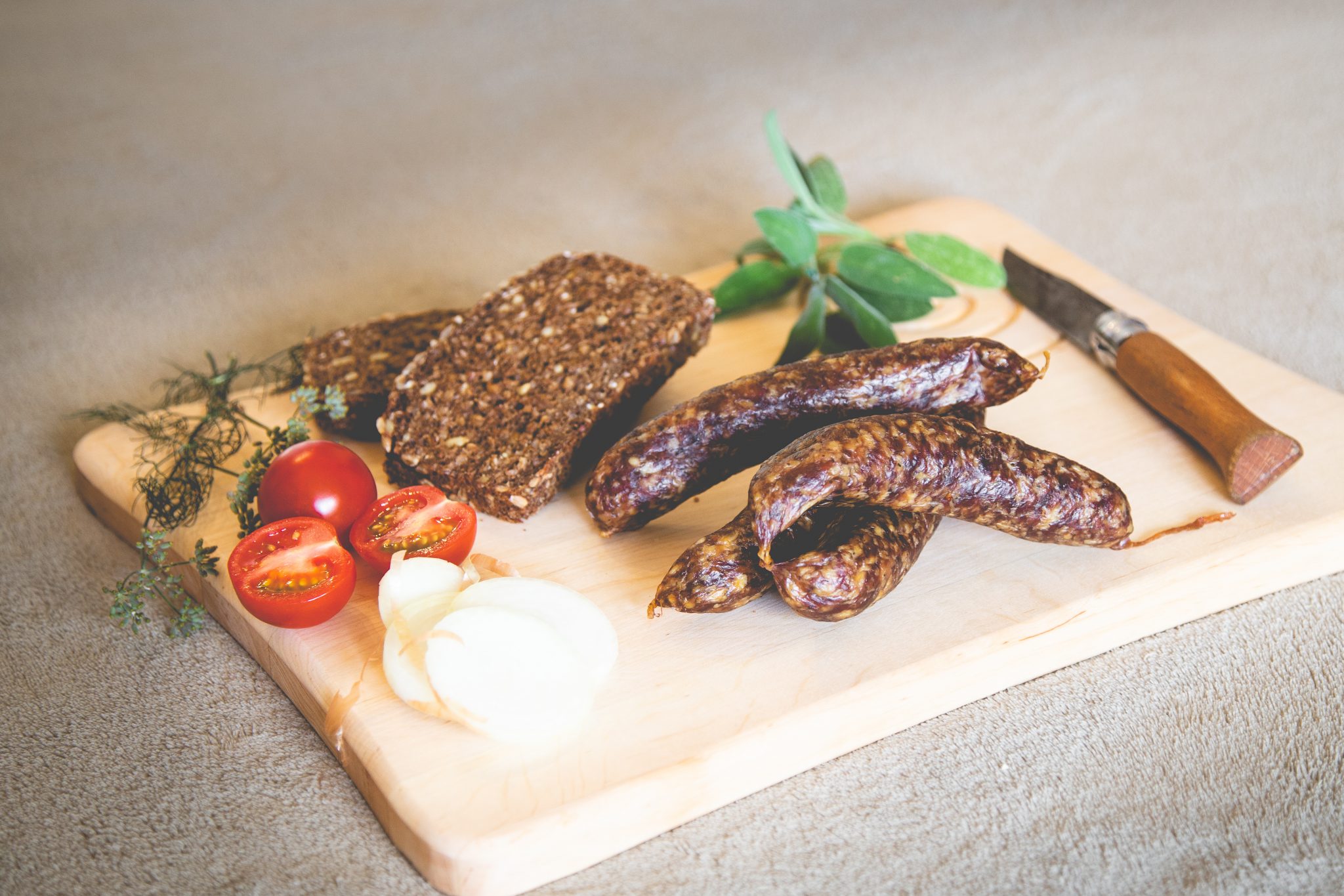 Pommernschaf Knacker – SCHAFSPEZIALITÄTEN